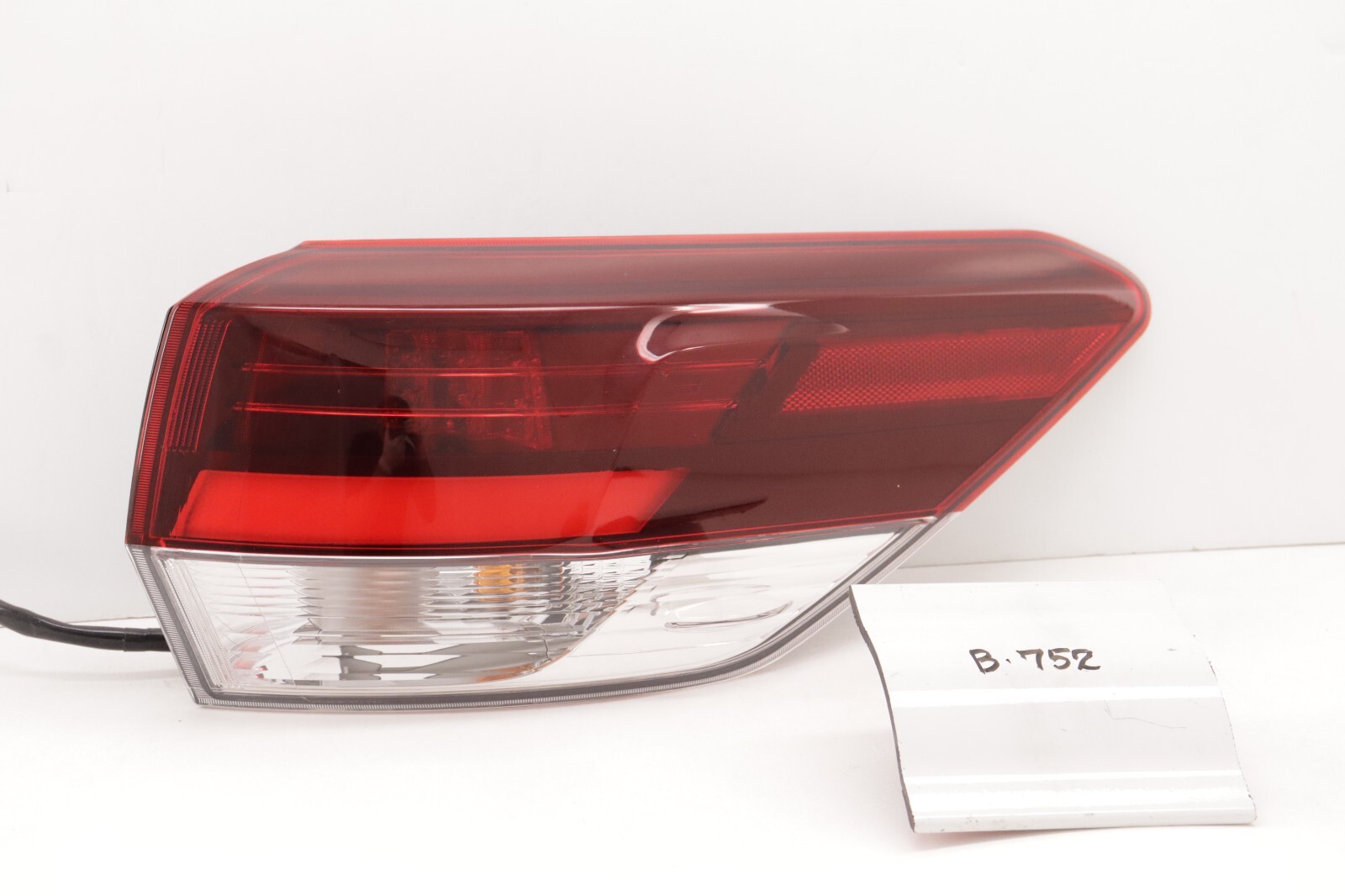 17-19 Toyota Highlander Tail Light OEM Right 81550-0e250 Hh535 for sale ...