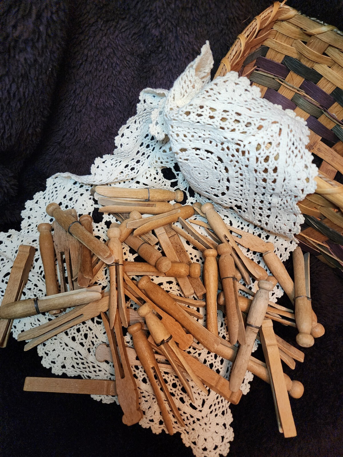 Lot of 43 Vintage Wooden Clothes Pins Round, Flat & Wired | eBay