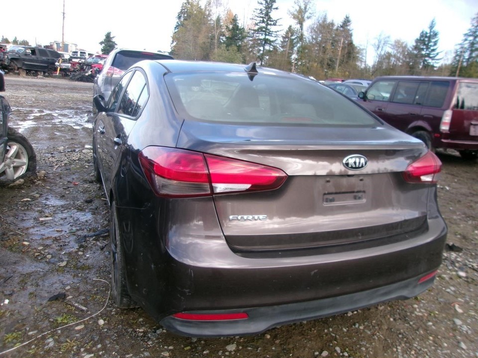 Air Cleaner 2.0L Canada Emissions Fits 14-18 FORTE 31329605 | eBay