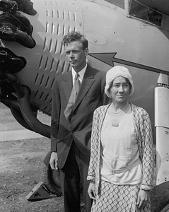 Aviator Charles Lindbergh with wife Anne Morrow Lindbergh 1929 Photo ...