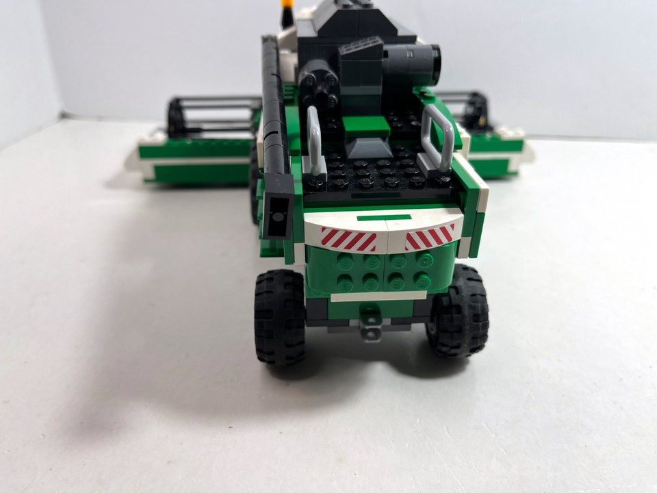 LEGO City: Farm: Combine Harvester 7636 (2009) Rare. See description | eBay