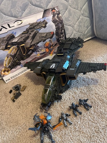 Halo Mega Bloks UNSC Pelican set 97129 w/ Figures and Instructions 99% ...