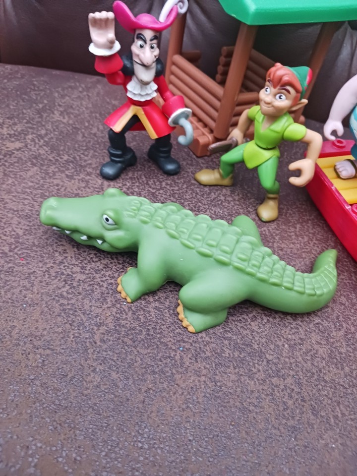 Disney Vintage Peter Pan Set Action Figures hook | eBay UK