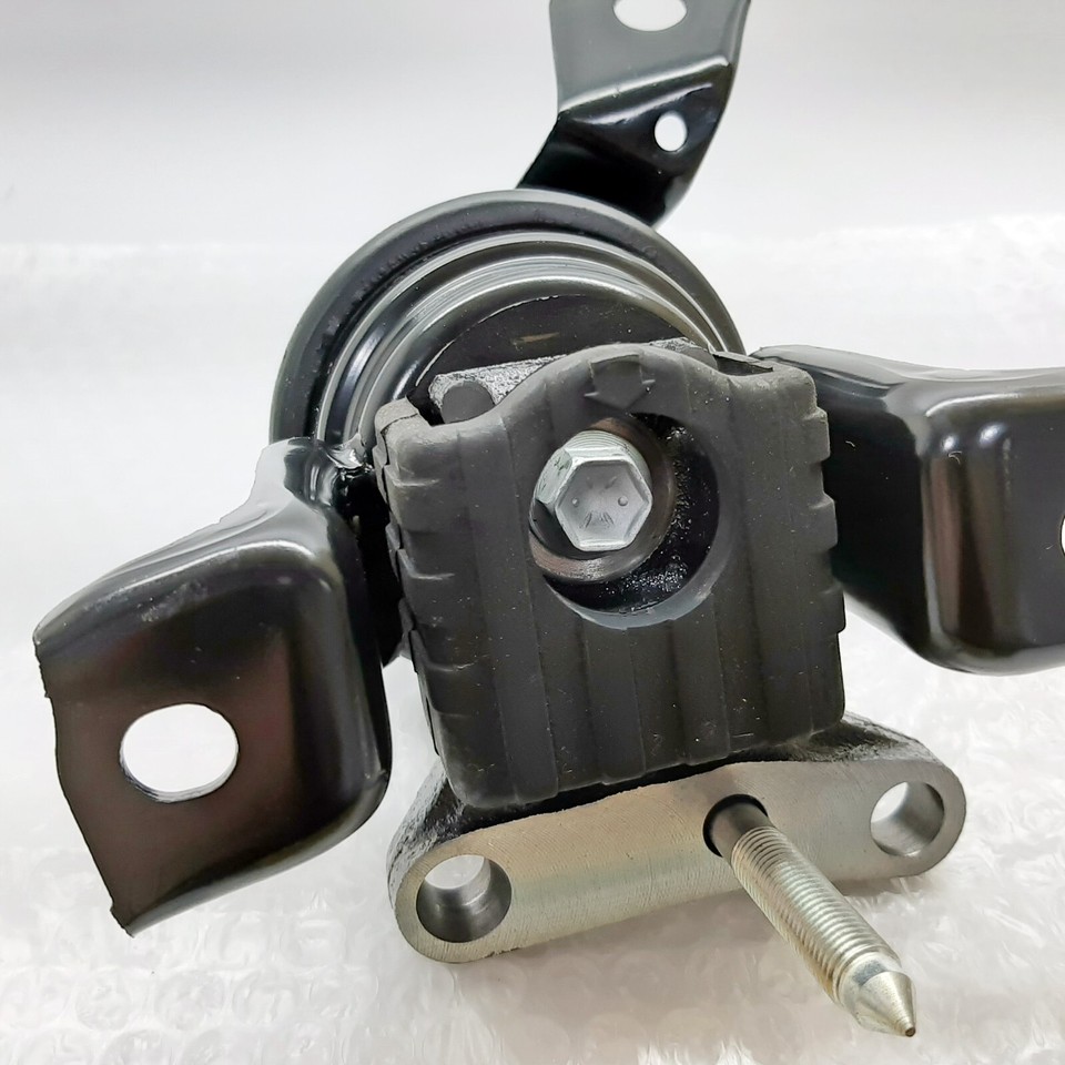 TOYOTA 12305-28060 RAV4 Engine Mounting Insulator Sub Assy RH Genuine ...