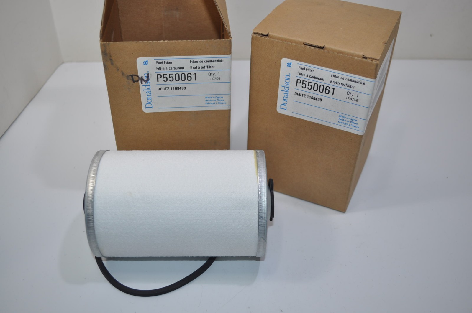 DONALDSON P550061 - Fuel filter cross reference