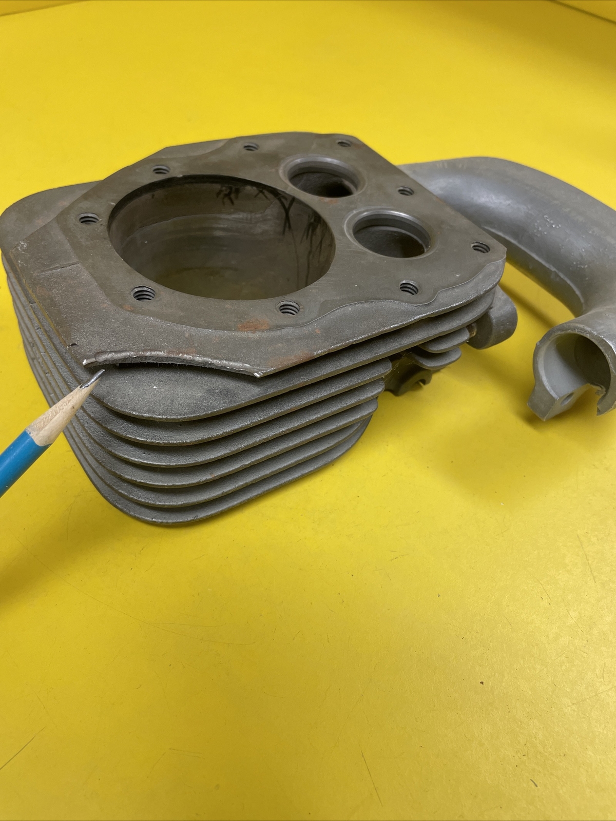 Vintage Cushman Scooter / Husky Engine Cylinder Broken Fins B 214740 | eBay