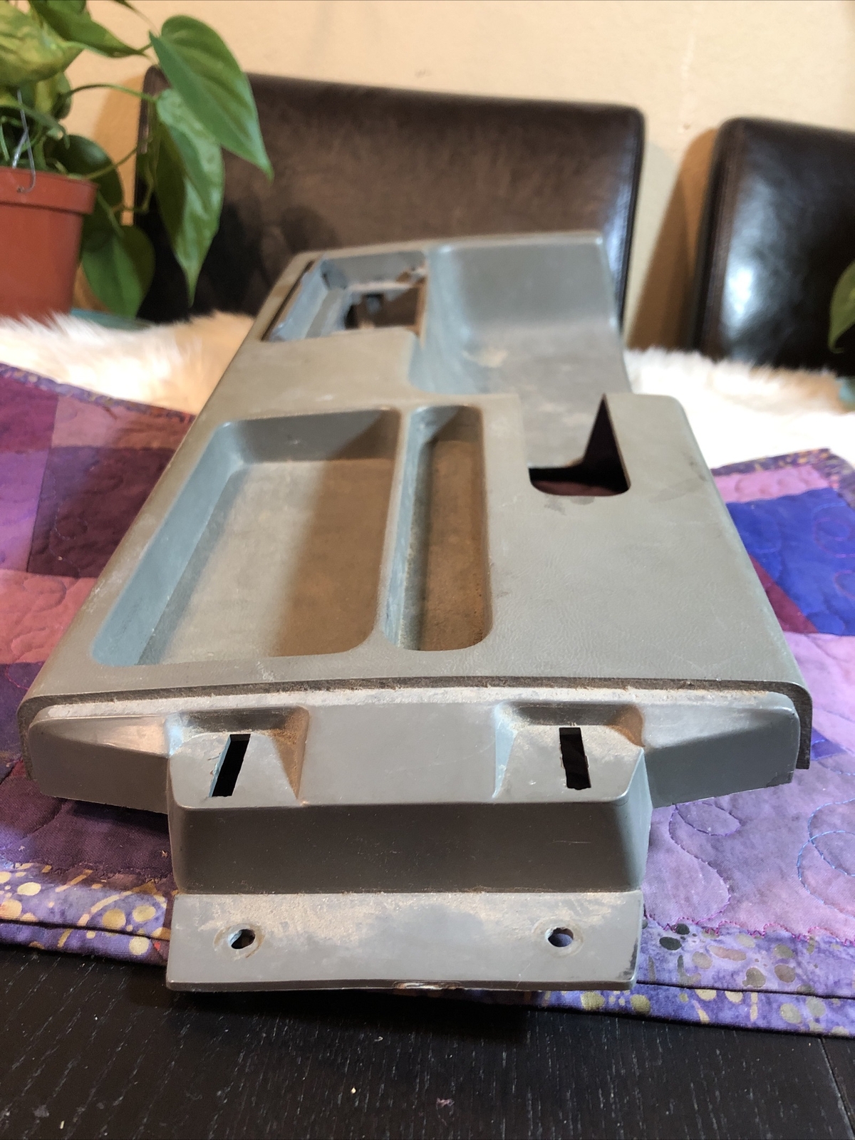 1987-93 Ford Mustang E7ZB-61044C74 Gray Center Console Frame | eBay