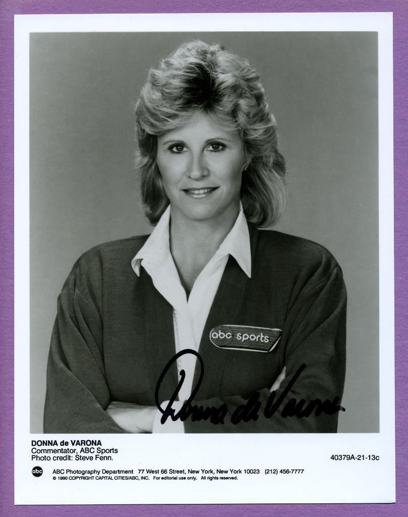 Donna De Varona Image Of Donna De Varona Joking With Carolyn House