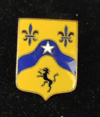 WWII 121st Cavalry Regiment DUI DI Crest Pin Screw Back ROBBINS MARKER ...