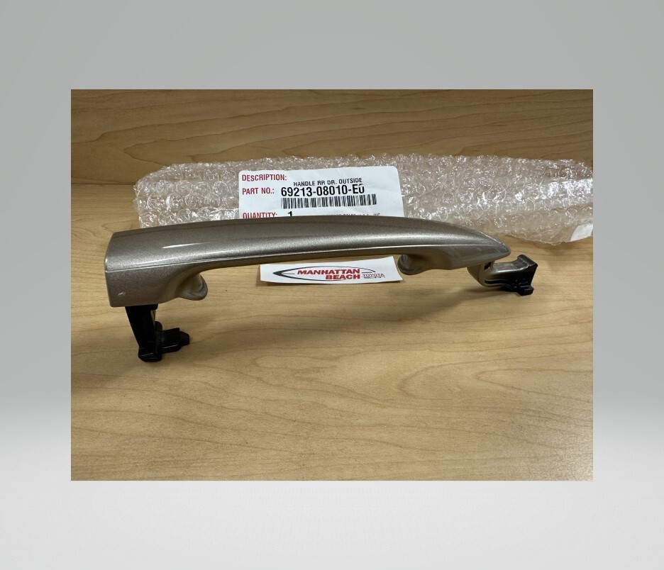 04-09 SIENNA SIDE SLIDING DOOR HANDLE 69213-08010-E0 BEIGE 4Q2 GENUINE ...