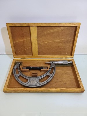 Micrometers - Nsk Japan Micrometer