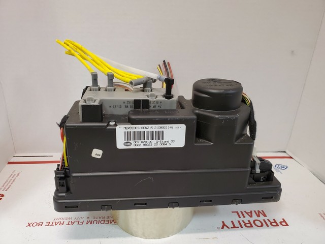 1998-2002 MERCEDES E Class E320 Vacuum Pump Control Module 007 828-20 ...