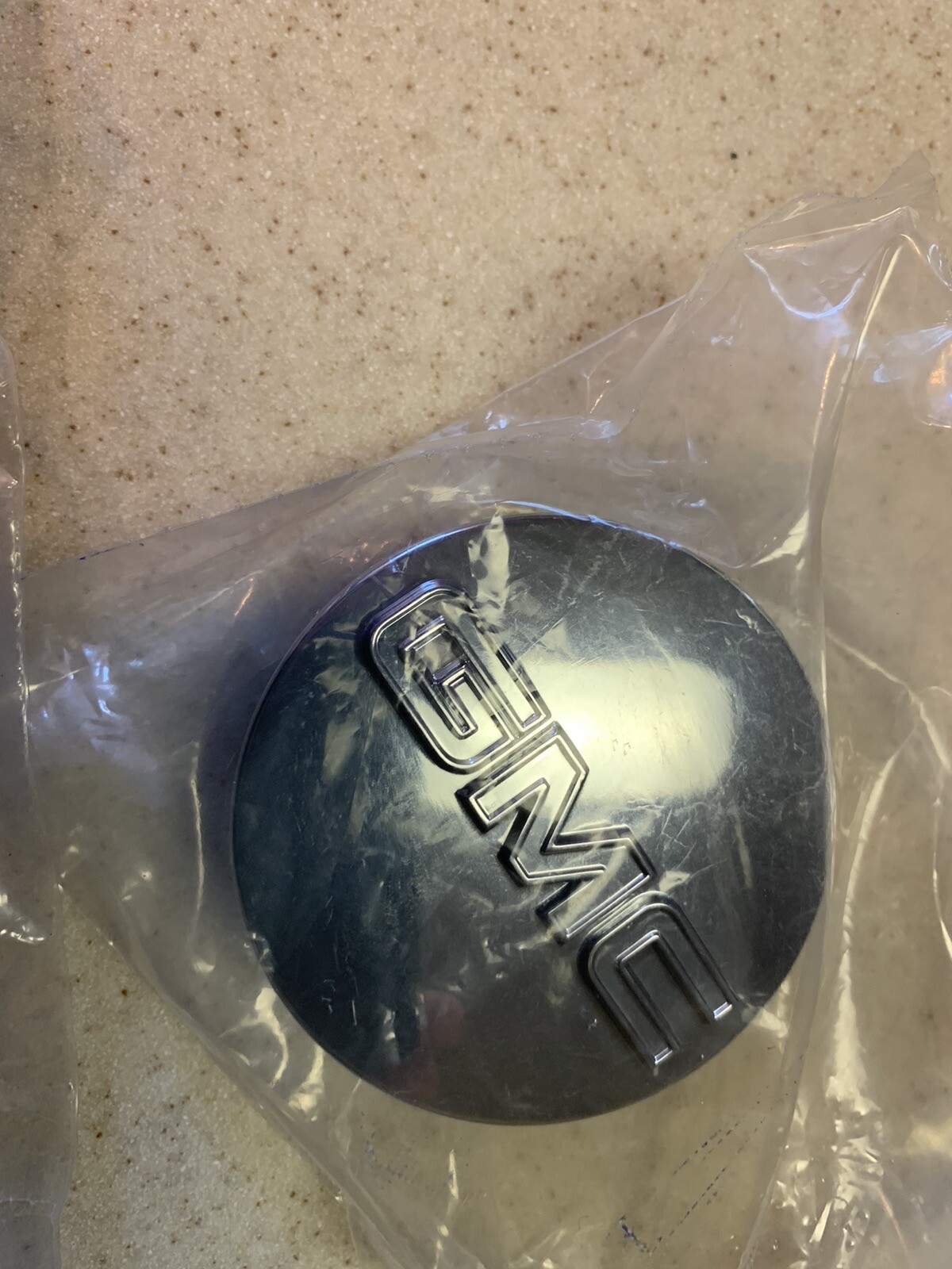 RARE NOS GMC Acadia OEM Center Caps Set Of 4 Part# 9595010 Polished ...