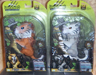 Fingerlings Untamed SILVERTOOTH & BONESAW Sabretooth Tigers 40+ Sounds ...
