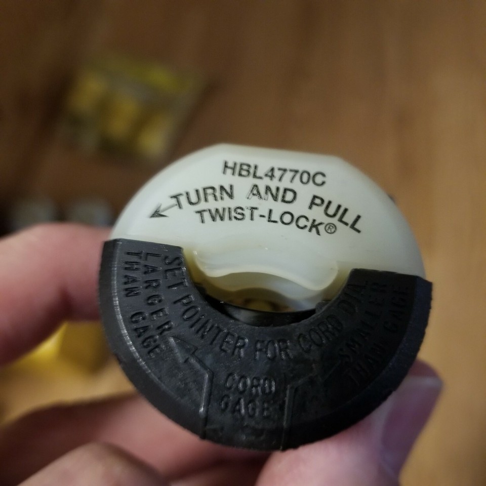 Hubbell HBL4770C Electrical Plug Twist Lock Insulated Grip 2P 3W 15 Amp ...