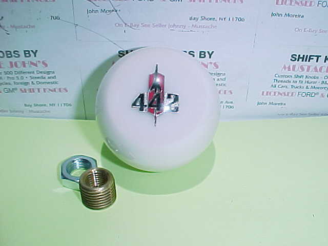 Oldsmobile Rocket 442, GM Licensed 2 1/4" Shift Knob (White with Pearl ...