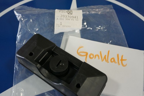 0029989150 Mercedes Benz OE Factory Genuine Jack Point Pad Plug | eBay