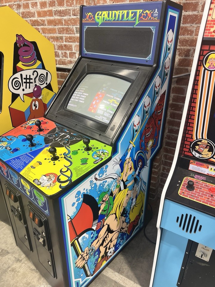 Completely Restored Gauntlet Arcade Game Original Atari Machine Free ...