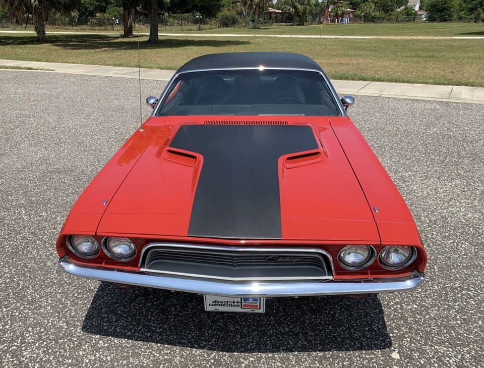 1972 Dodge Challenger 440 V8, Posi Rear End, Real FE5 Bright Red Car ...