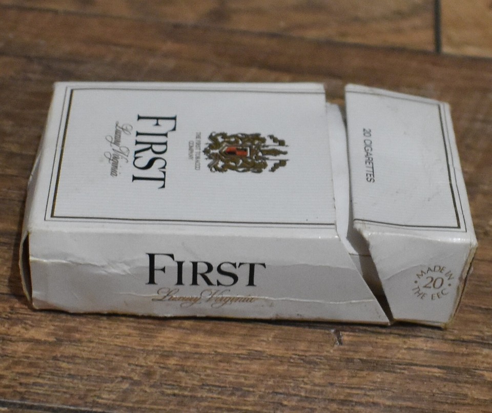 20 CIGARETTES empty pack rare The first tobacco company Luxury Virginia ...