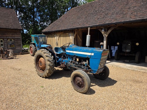 1972 Ford 3000 Diesel Tractor Antique Fergie 35 T20 4000 5000 IHC | eBay UK