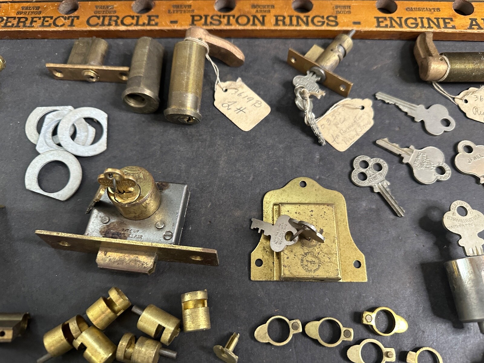 Vintage NOS Locksmith Locks, Keys, Parts, Pins, Cylinders, Desk ...