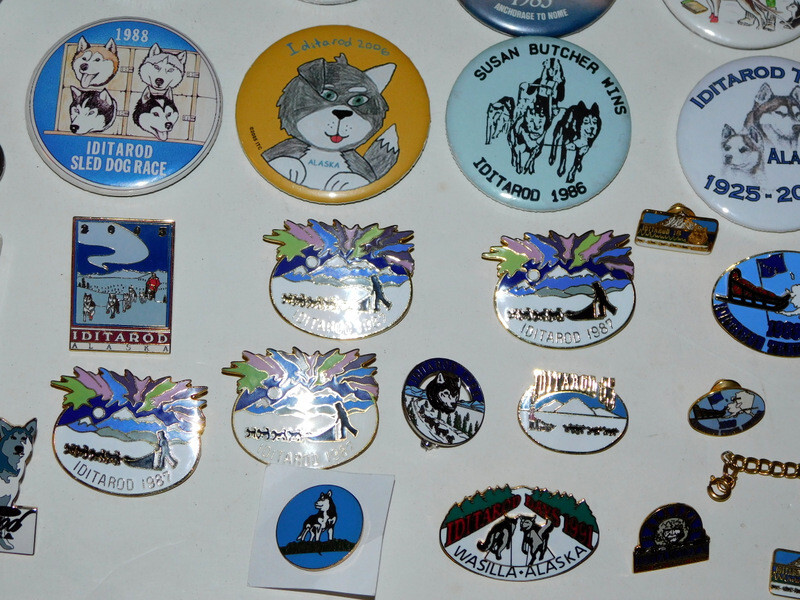 Alaska Iditarod Sled Dog Race Pin Sled Dog Racing Pins Buttons Lot of ...