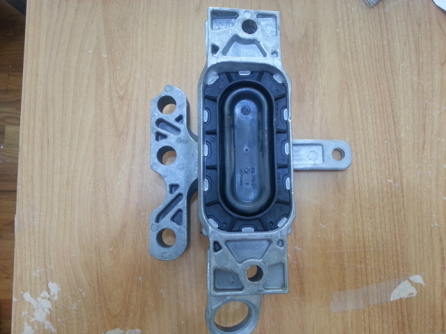 2013 2014 CHEVROLET MALIBU ENGINE MOUNT 13327296 OEM | eBay