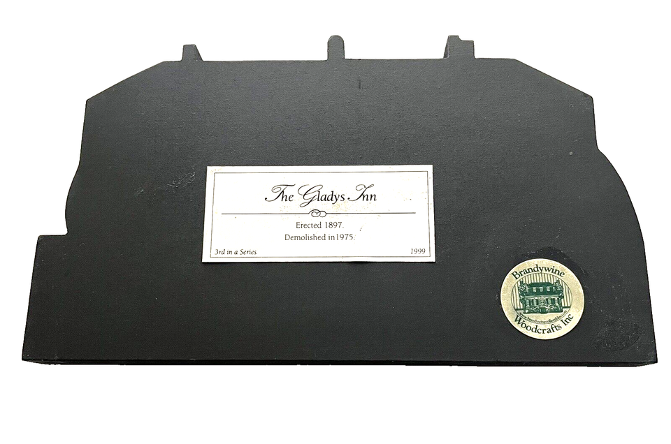 Brandywine Woodcrafts Shelf Sitter Clifton Forge Va. The Gladys Inn ...