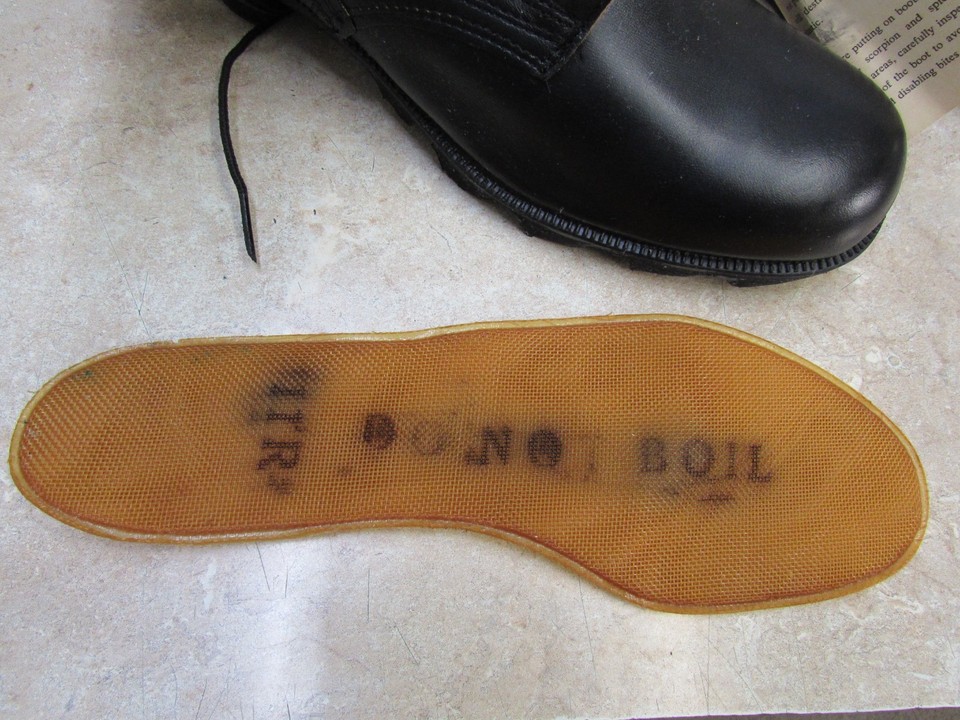 US Vietnam Era Jungle Boots w/ Govt Tag & Insoles 11 R 1967 BATA Panama ...