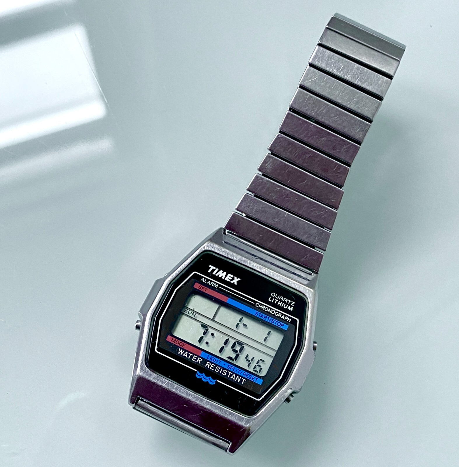 Vintage TIMEX Mens QUARTZ LITHIUM DIGITAL CHRONO ALARM Silver EXCELLENT ...