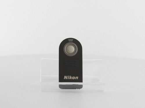 Nikon ML-L3 Wireless Remote Control for D40/D40x/D60/D80/D90 Cameras ...
