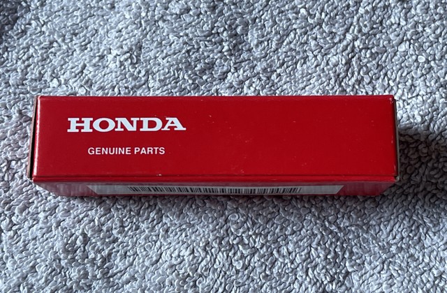Genuine Honda Spark Plug 9807b-5617w Izfr6k11 for sale online | eBay
