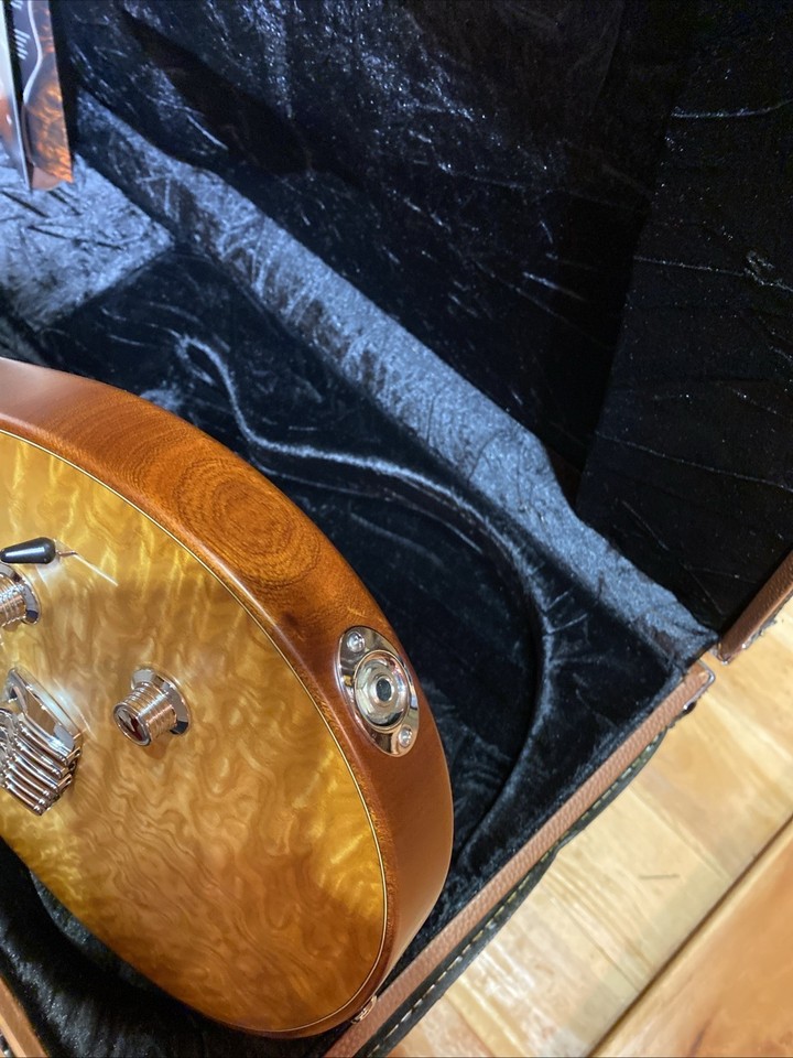 Taylor 2008 Standard Solid Body Electric Guitar Figured Ash Top “Mint ...