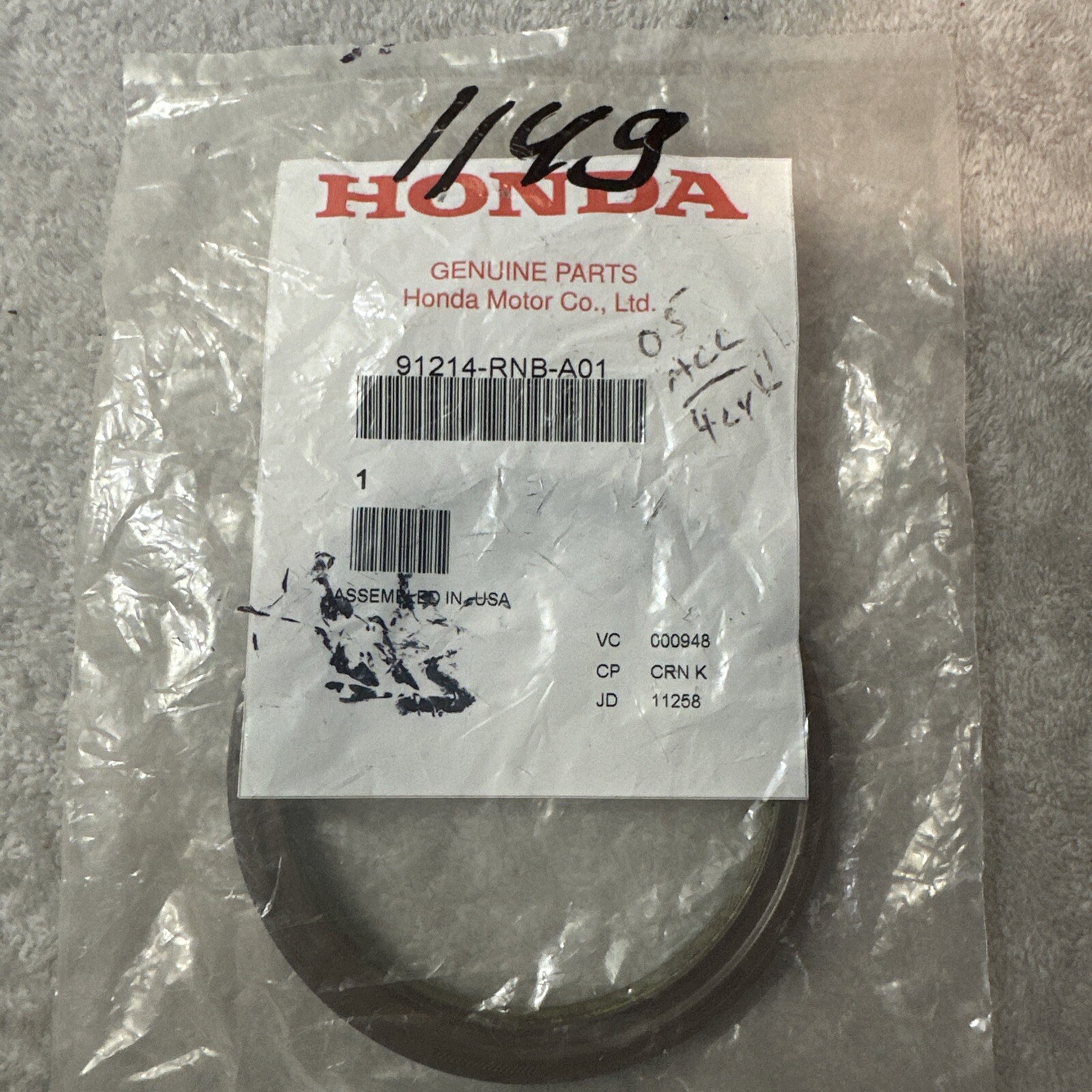 Genuine Honda Acura Engine Crankshaft Crank Rear Main Seal OEM ...
