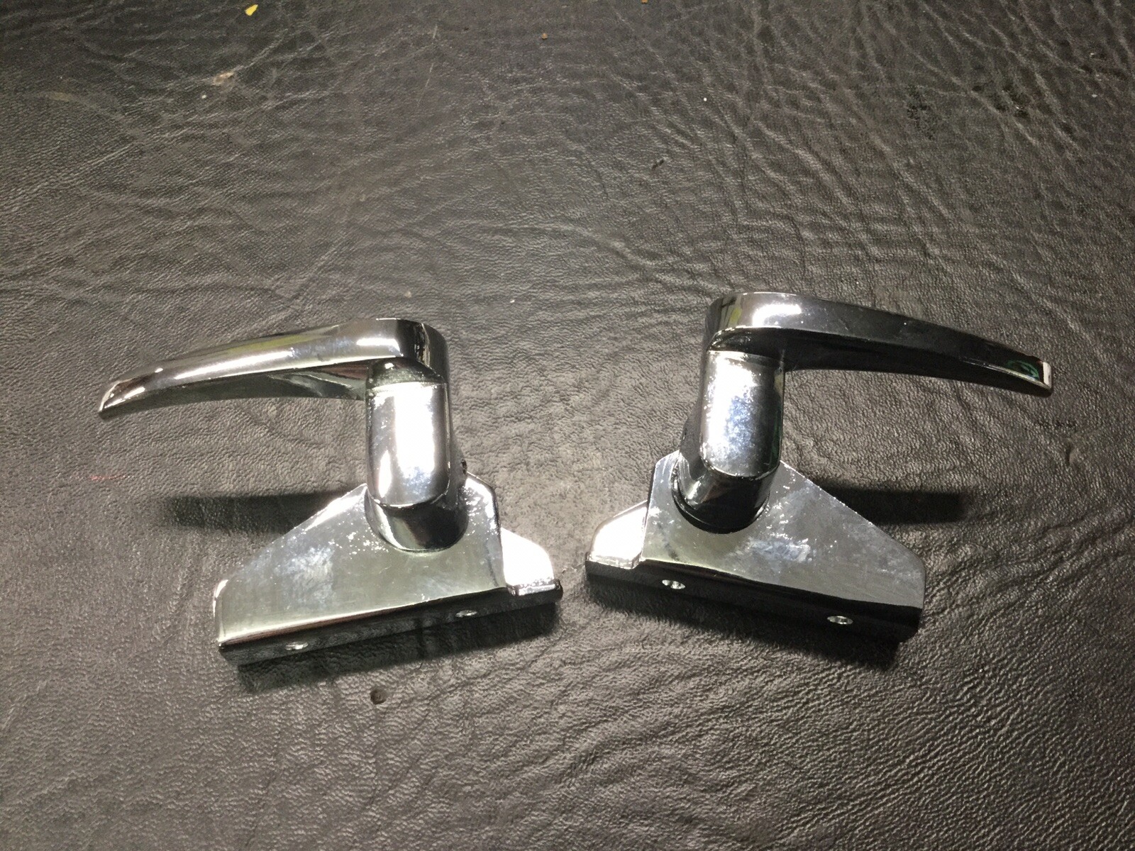 AirCooled Type 1 Wing Window Latch Set 65-67 Prt# 111837639/640B | eBay