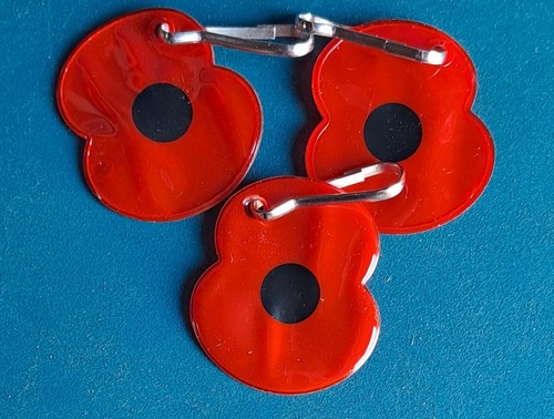 X3 Poppy Reflectors Tag-NEW Pet Dog Collar/Key Ring/Ruck Sack / Bag ...