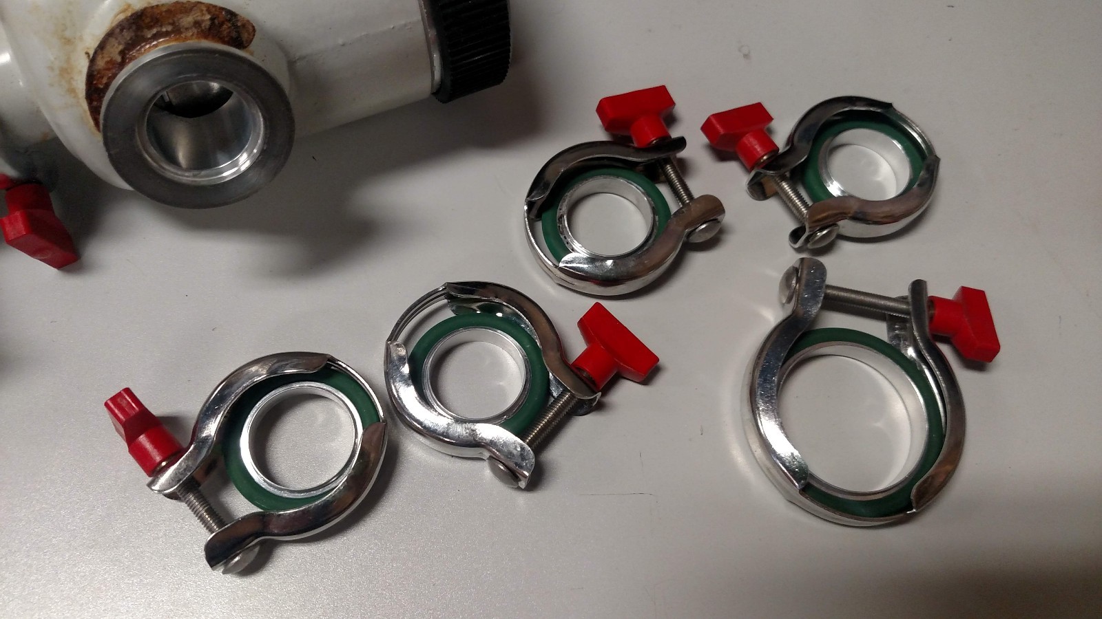 Edwards FL20K Foreline Trap w/ Rubber Clamp Valve Connection Seals | eBay