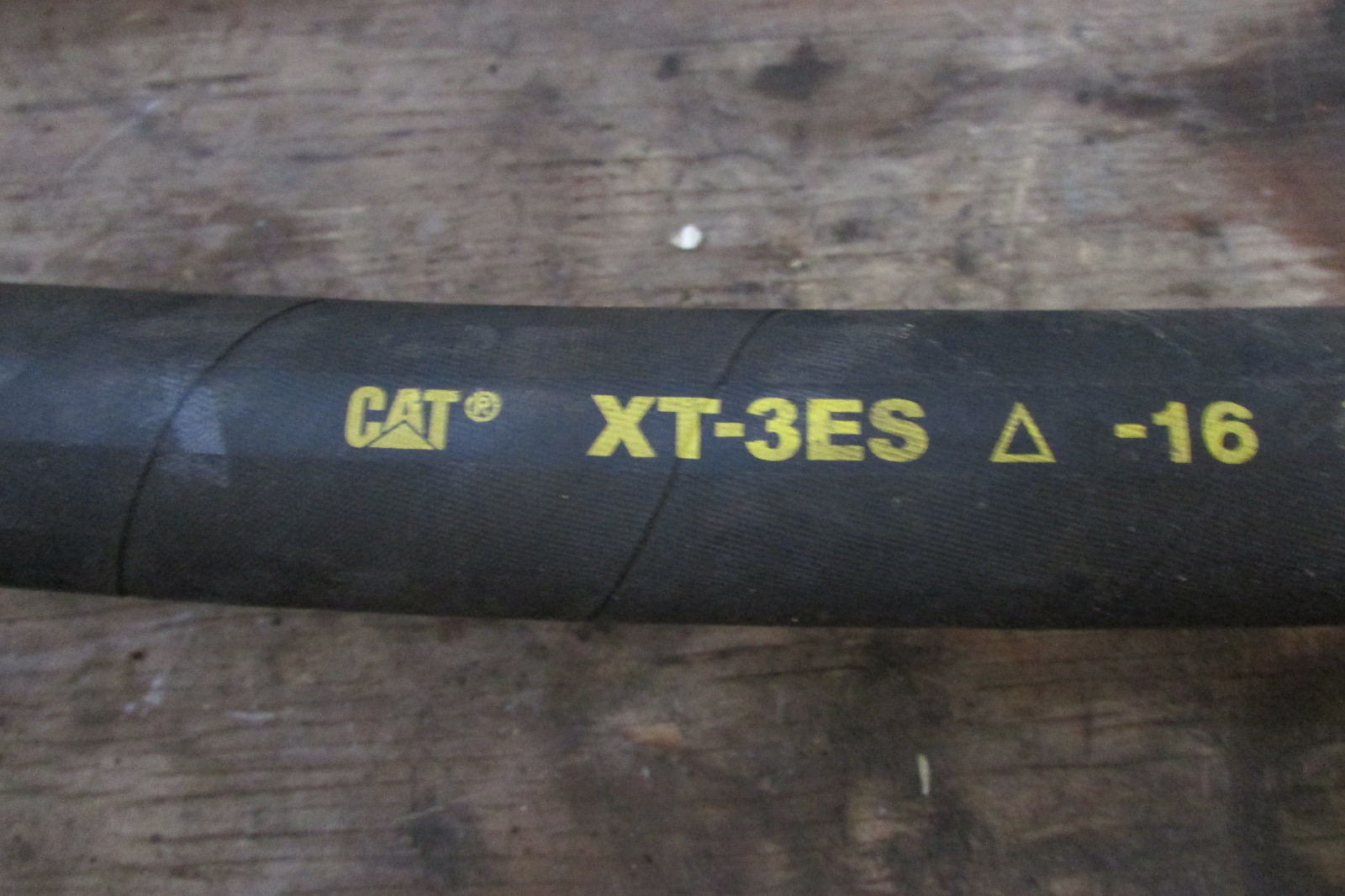Caterpillar Hydraulic Hose XT-3ES 1'' W/ 9X7667 & 6V9973 Fittings Lot ...