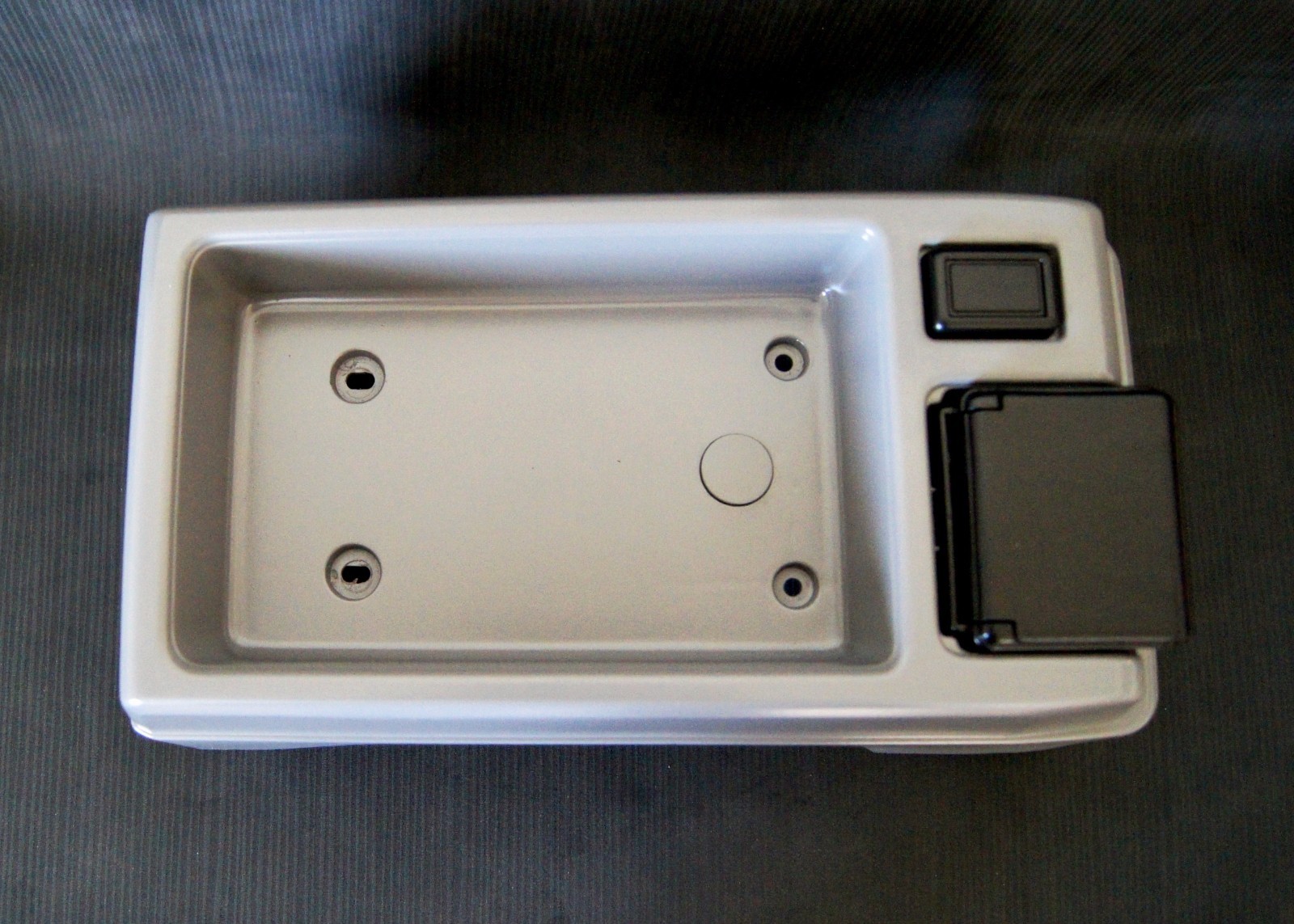 TOYOTA LAND CRUISER CENTER CONSOLE & ASHTRAY ASSEMBLY FJ40 BJ40 BJ42 ...