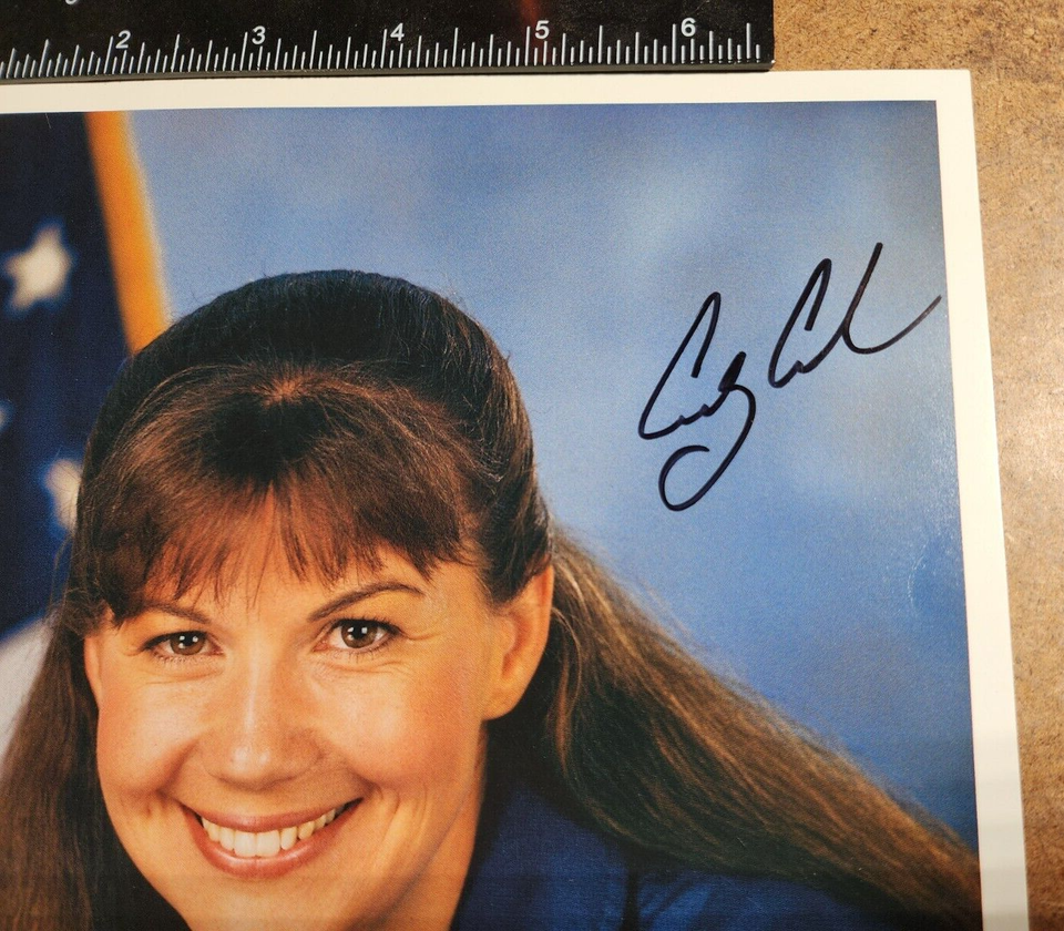 CATHERINE G. "Cady" COLEMAN Autographed / SIGNED 8X10 NASA Astronaut ...