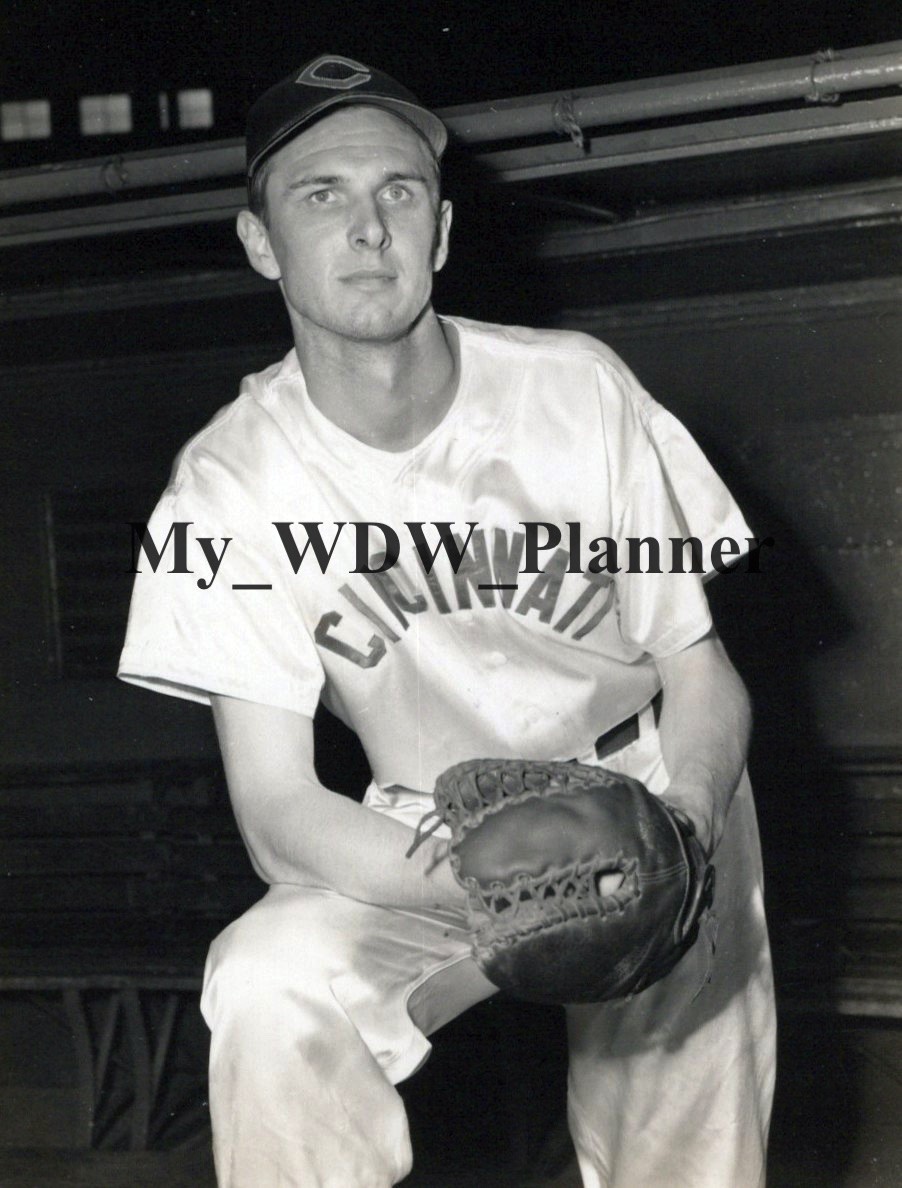 Vintage Photo 36 - Cincinnati Reds - Howie Schultz | eBay