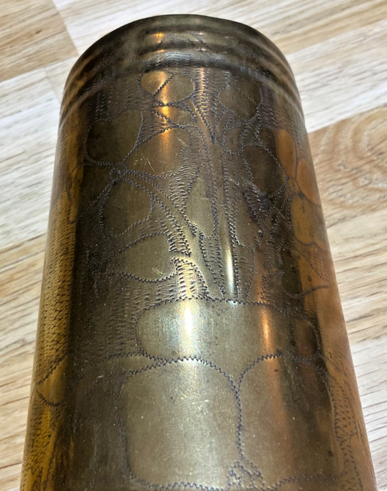 LARGE WW1 BRASS ARTILLERY SHELL - DATED AUGUST 1917 - TRENCH ART VASE ...