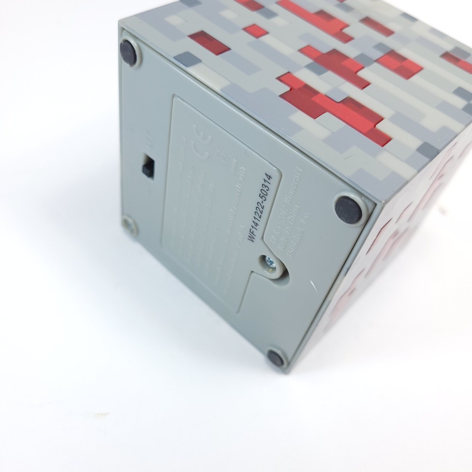 Minecraft Light Redstone Ore Nightlight 2012 ThinkGeek Touch Cube ...