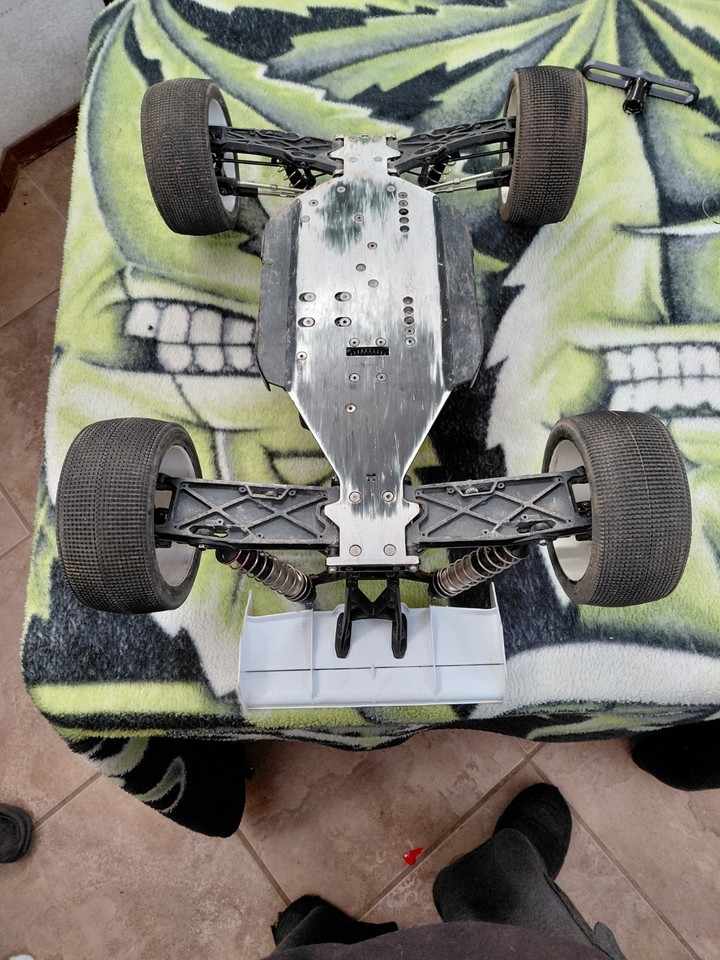 HB Racing D8T EVO 3 1/8 Scale Nitro Truggy RC Truck With Body And Tires ...