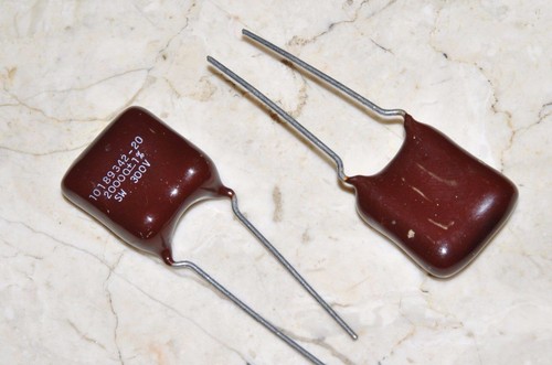 1pcs - CDE 20000P (20000PF 0.02uF 20nF) 300V 1% Silvered Mica Capacitor ...
