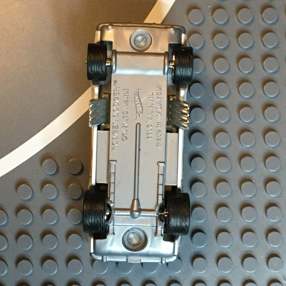 Hot Wheels 4/5 2024 Rodger Dodger CUSTOM Super Real Riders Wheel Swap ...