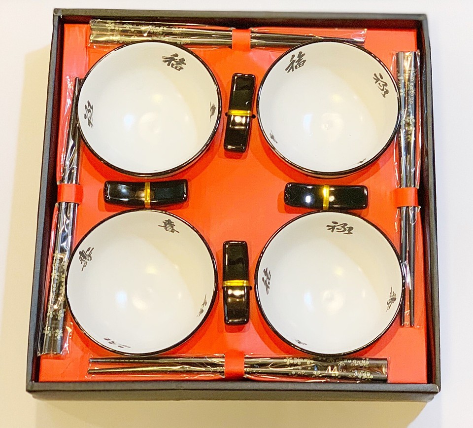 12 Pc Set Japanese Dinner Set With Rice Bowls, Chopsticks & Chopsticks ...