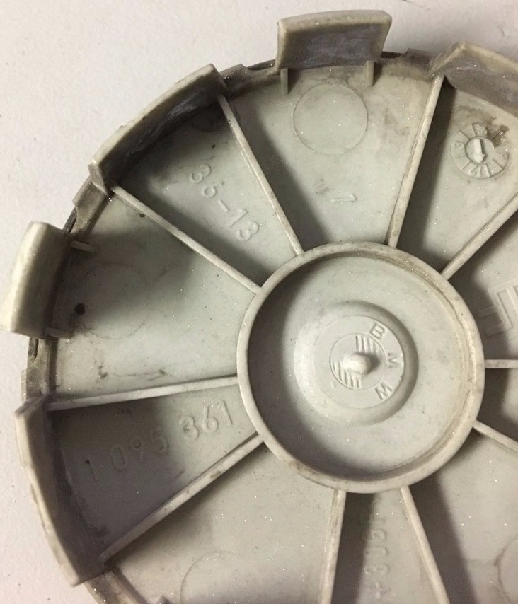 ONE (1) BMW OEM CENTER HUB CAP CAP 36131095361 2.75in 36136768640 | eBay