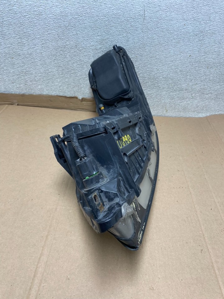 2005 to 2011 Lincoln Town Car Right Passenger Rh Side Headlight U6990 ...